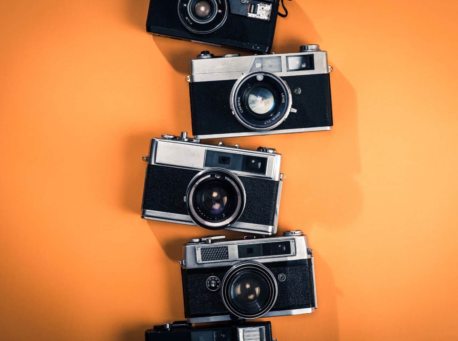 39 Unique Ways to Make Money with a Camera ($4K+ Monthly ...